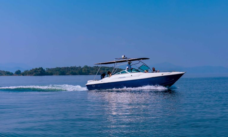 5 Days Gorilla Trekking Safari and Boat Cruise Tour | Rwanda Tour.